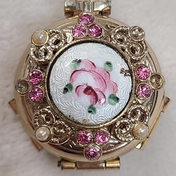 Coro | Jewelry | Vintage Coro Gold Tone Guilloche Floral Locket | Poshmark